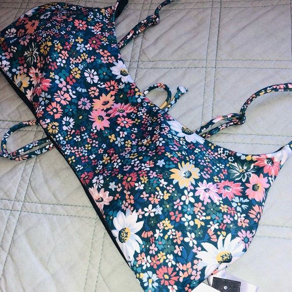 O'Neill | Swim | Oneill Bikini Top Xl | Poshmark